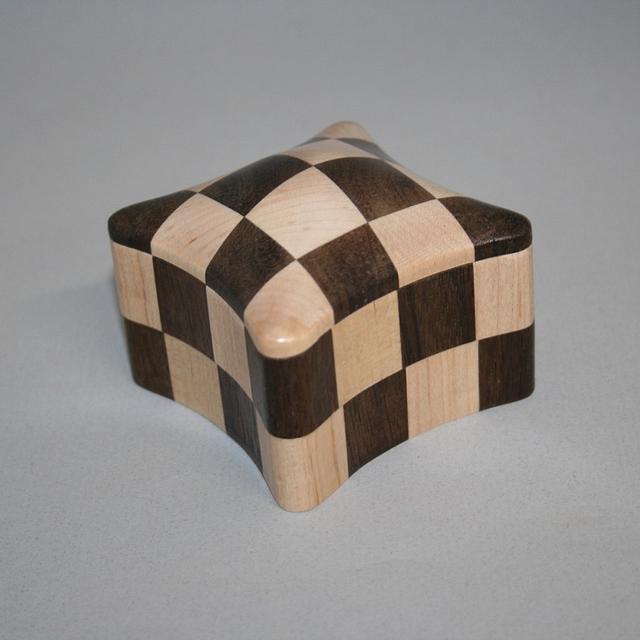 Curved Checkerboard Box - Woodworking Project by Roger Gaborski ...