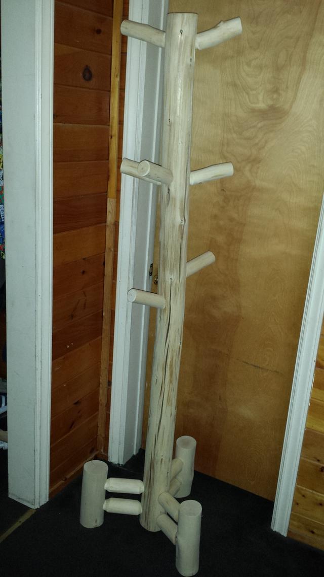 Coat tree - Woodworking Project by Peaceful creations - Craftisian