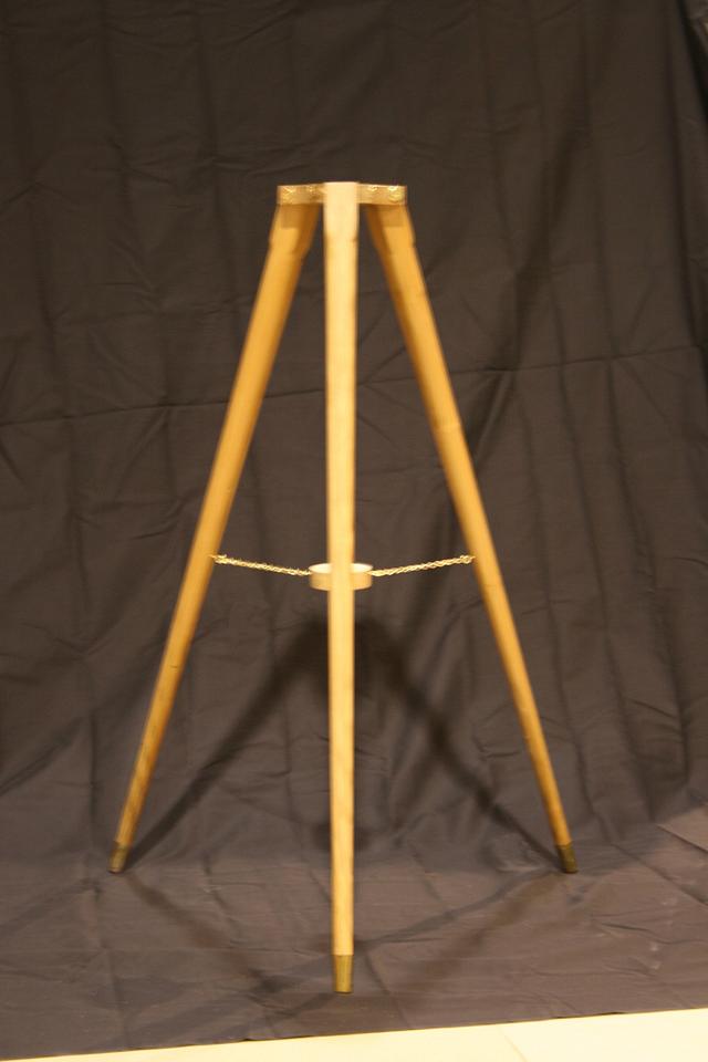 Tripod - Woodworking Project by Railway Junk Creations - Craftisian